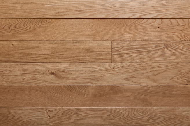 Mörkbrunt massivt ekgolv från Almedalsgolv | Almedalsgolv